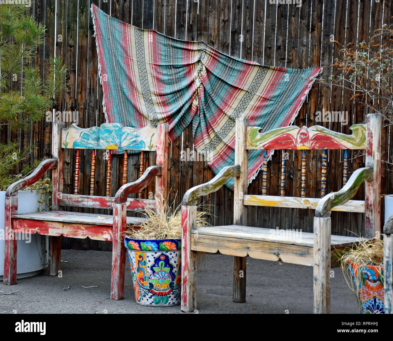 Hand painted bench hi-res stock photography and images - Alamy