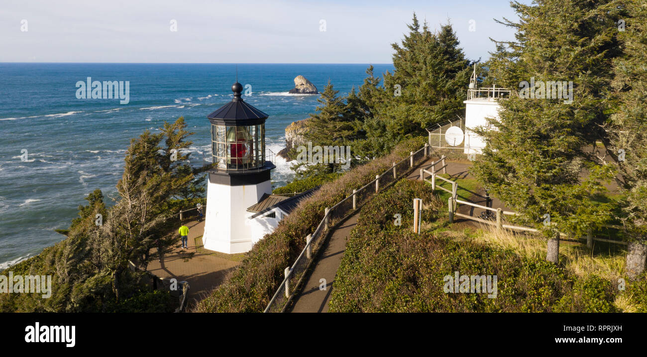 Pacific Ocean waves crash against high bluffs below Cape Meares ...