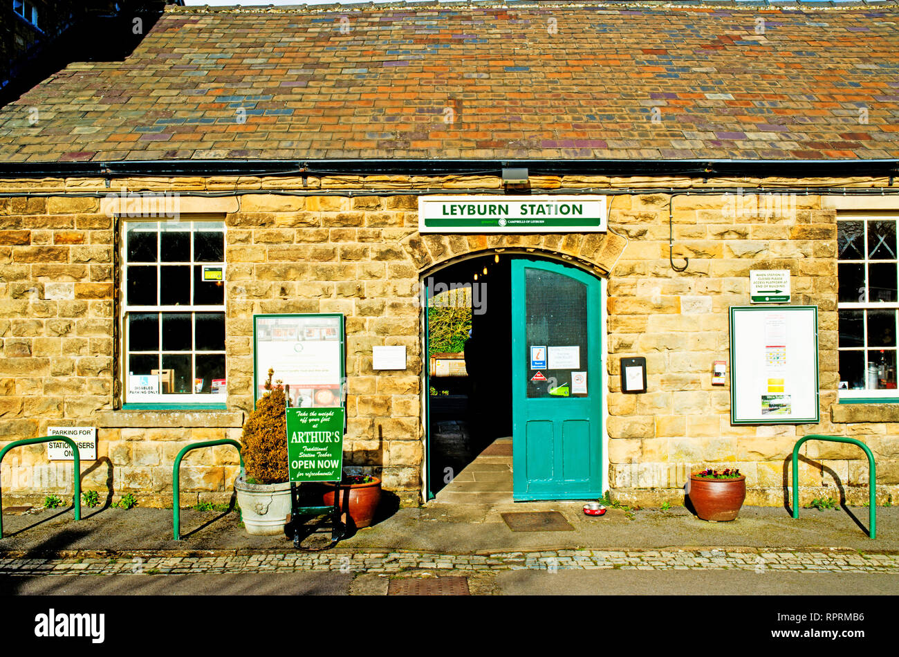 England north yorkshire leyburn wensleydale hi-res stock photography ...