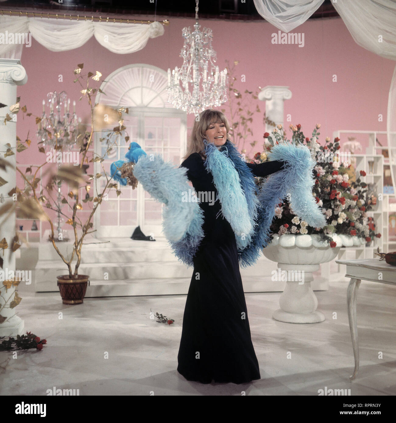 HEUTE ABEND BEI VIVI VIVI BACH mit Federboa, Sendung vom 30. Mai 1974 ...