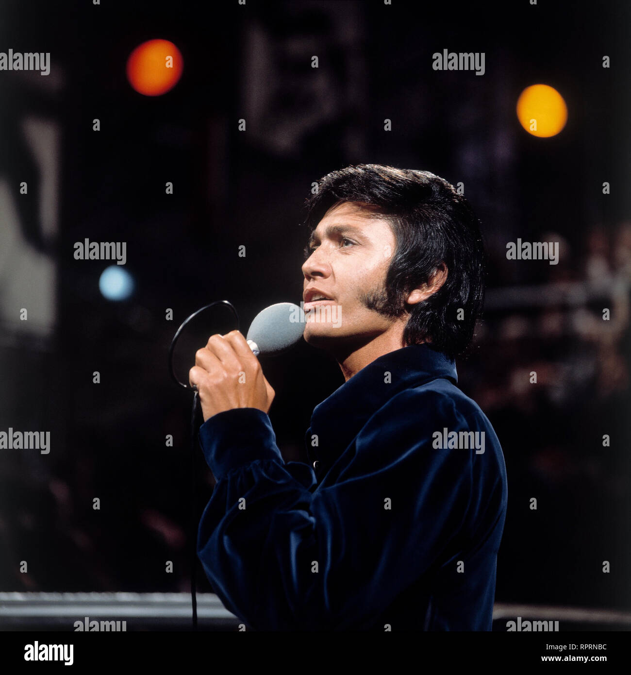 HITPARADE / REX GILDO, Auftritt in der ZDF-Hitparade, 1969 Stock Photo ...