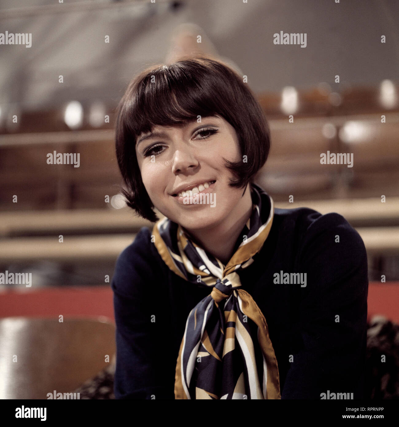 ALEXANDRA, Portrait von 1969. Grimm Portrait, Musik, Sängerin, Schlager ...