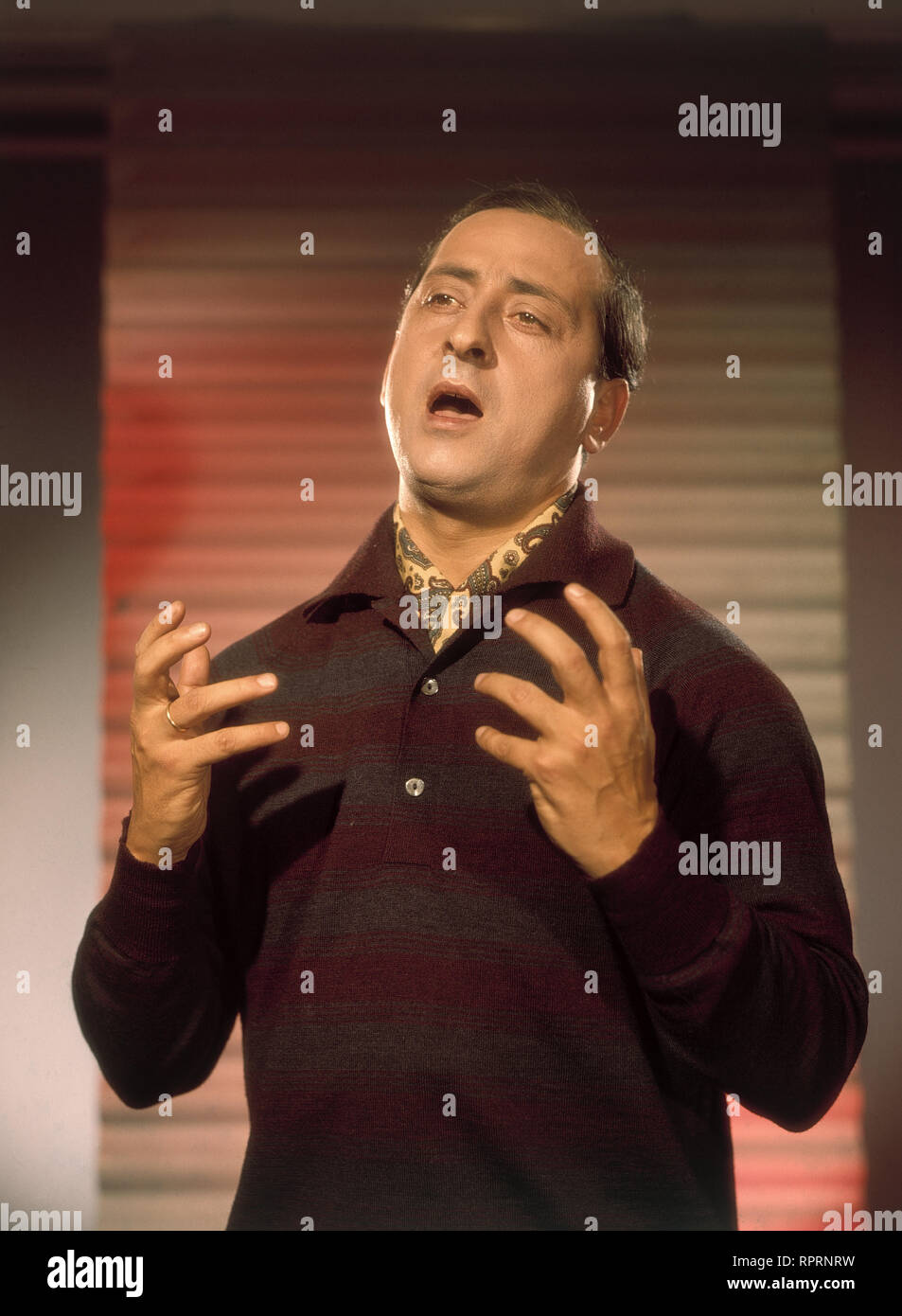 LEO LEANDROS, Sänger, Produzent und Manager seiner Tochter Vicky ...