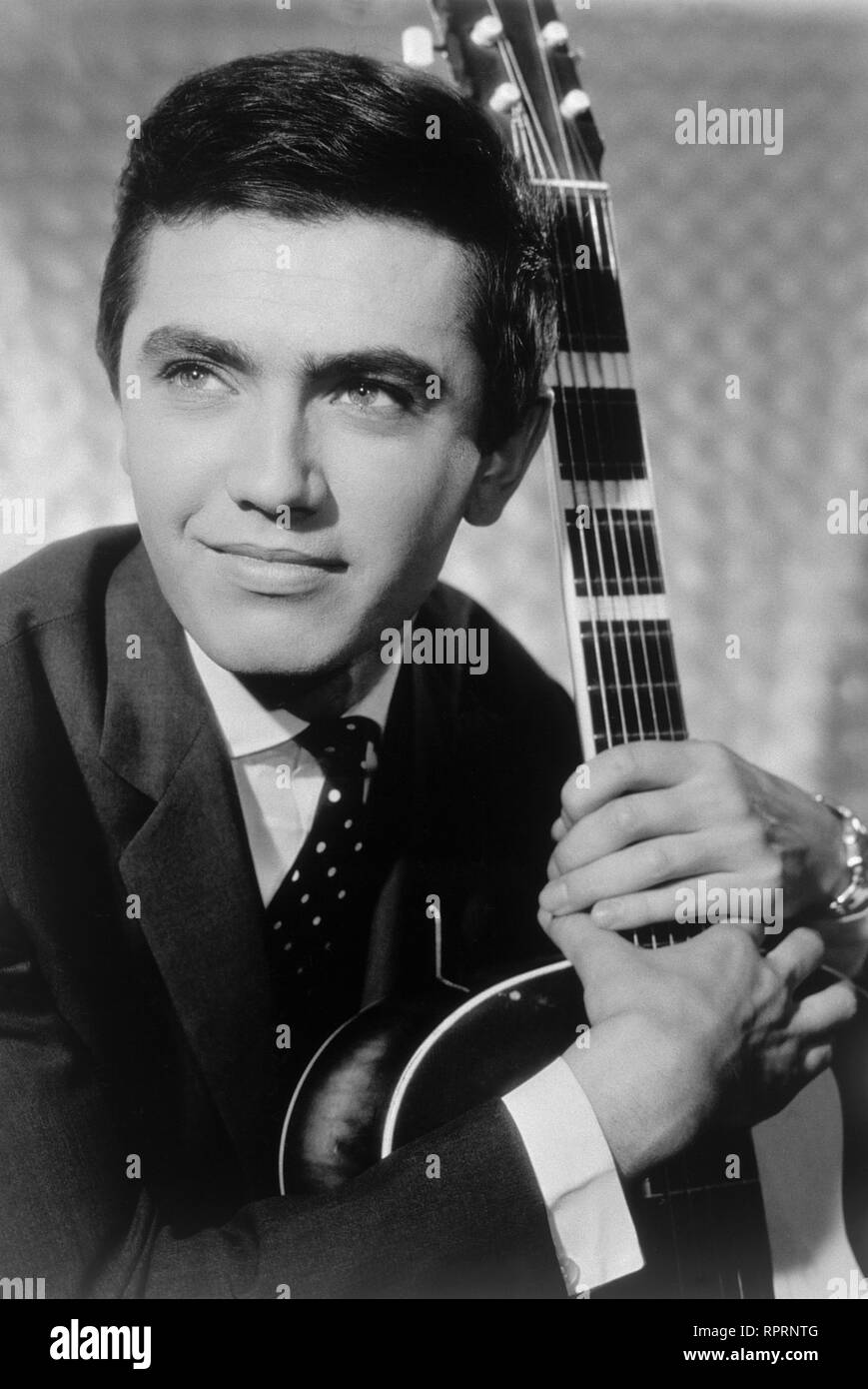 REX GILDO, Studioaufnahme mit Gitarre aus den 1960er Jahren. kpa/ Grimm ...