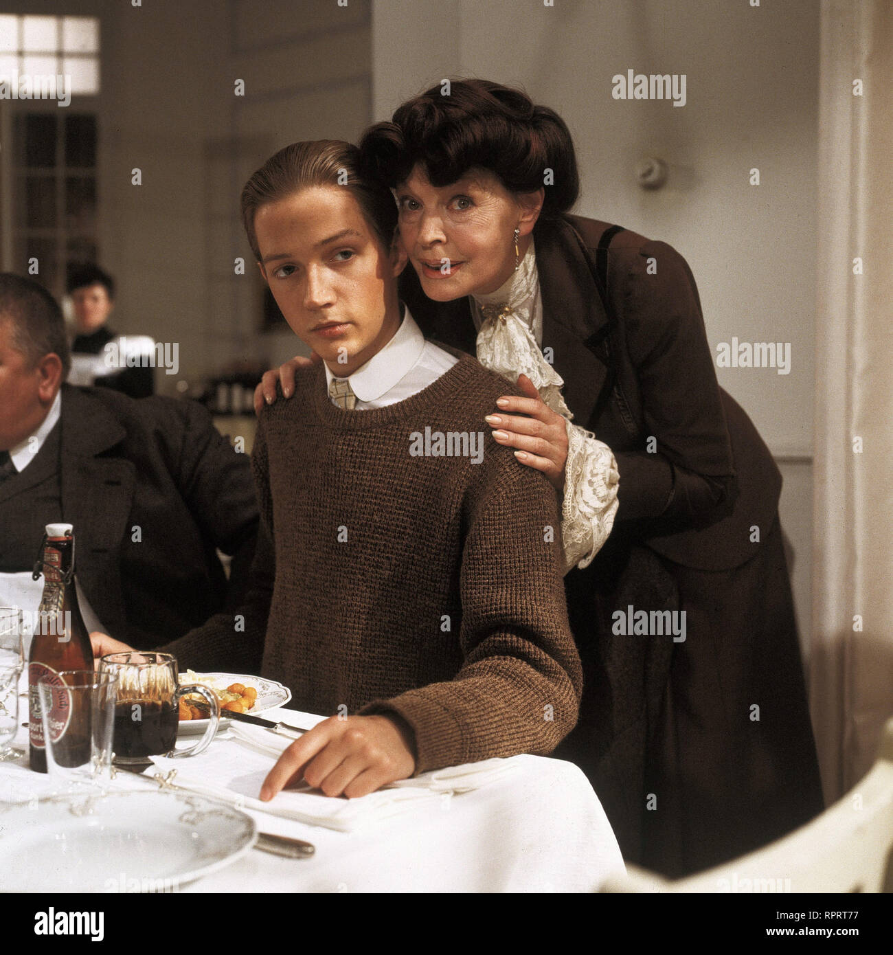 DER ZAUBERBERG / DER ZAUBERBERG D 1982 / Hans W. Geißendörfer Hans ...