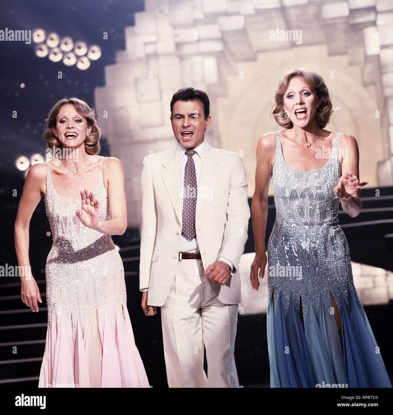 ASTRO SHOW / D 1981 / Auftritt von ALICE und ELLEN KESSLER gemeinsam ...