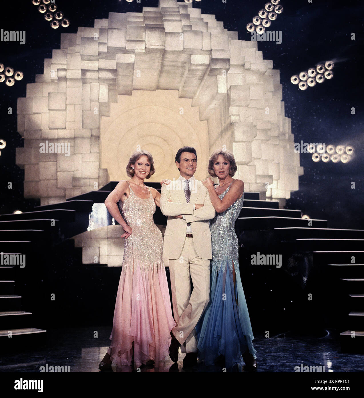 ASTRO SHOW / D 1981 / Auftritt von ALICE und ELLEN KESSLER gemeinsam ...