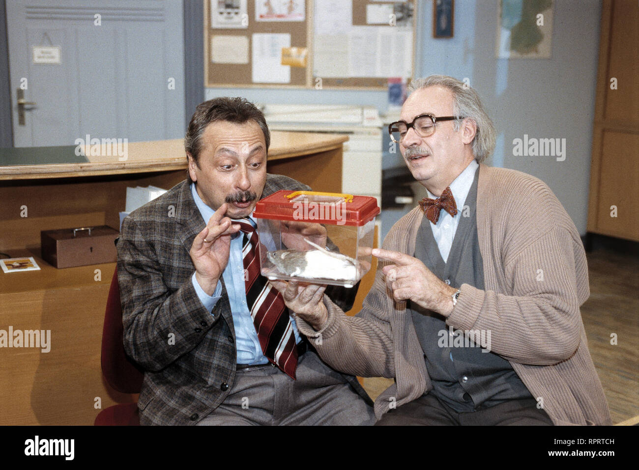 SALTO KOMMUNALE / Bad Börnicke D 1998 / Ralf Gregan Bild: WOLFGANG ...