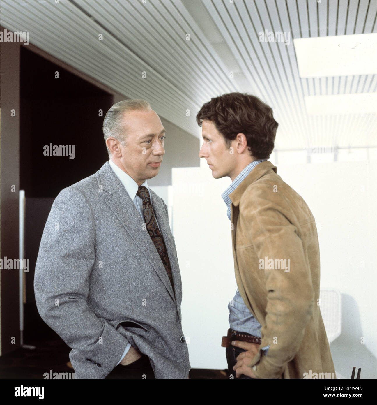 DERRICK / Bordfest BRD 1976 / Alfred Weidenmann HORST TAPPERT (Derrick ...