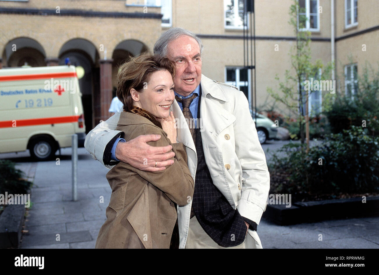 VOR SONNENUNTERGANG / D 1999 / Dagmar Damek JULIA STEMBERGER (Rena ...