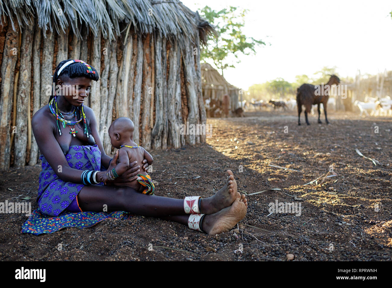 Zemba woman hi-res stock photography and images - Alamy