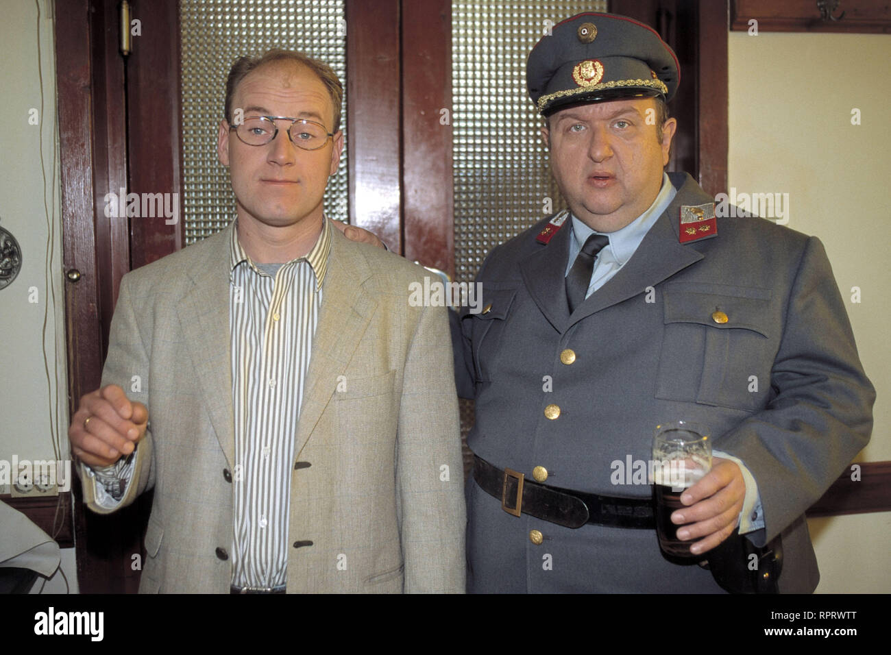 HINTERHOLZ 8 / AUT 1998 / Harald Sicheritz ROLAND DÜRINGER (Herbert ...