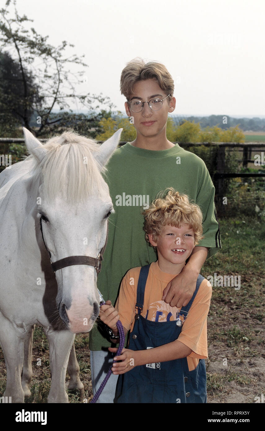 NEUES VOM SÜDERHOF / Der Goldesel / D 1997 / Monika Zinnenberg ...