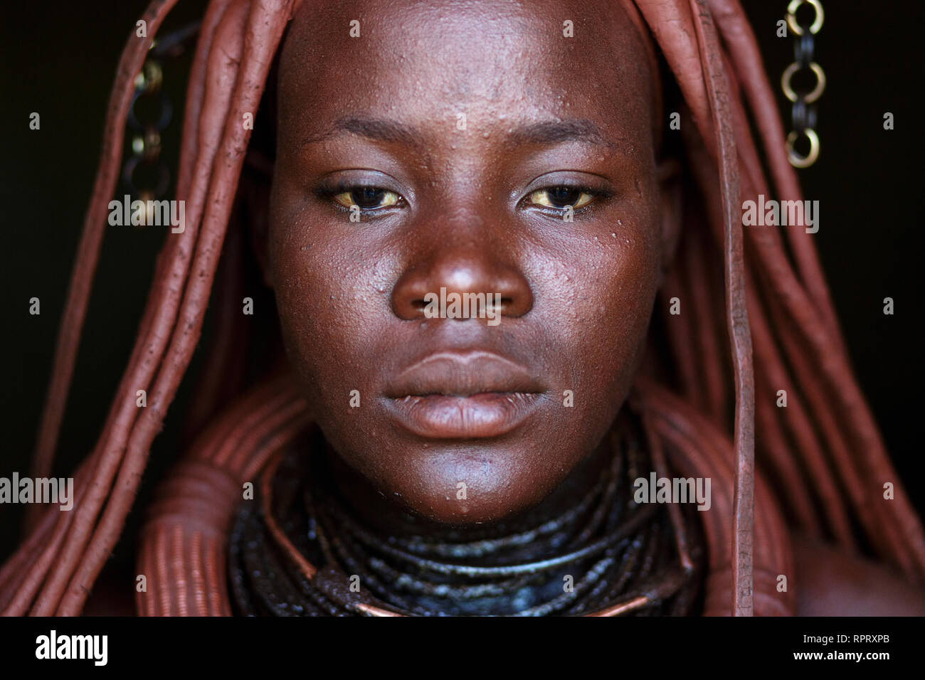 Young girl of the Himba tribe, northern Namibia Stock Photo - Alamy