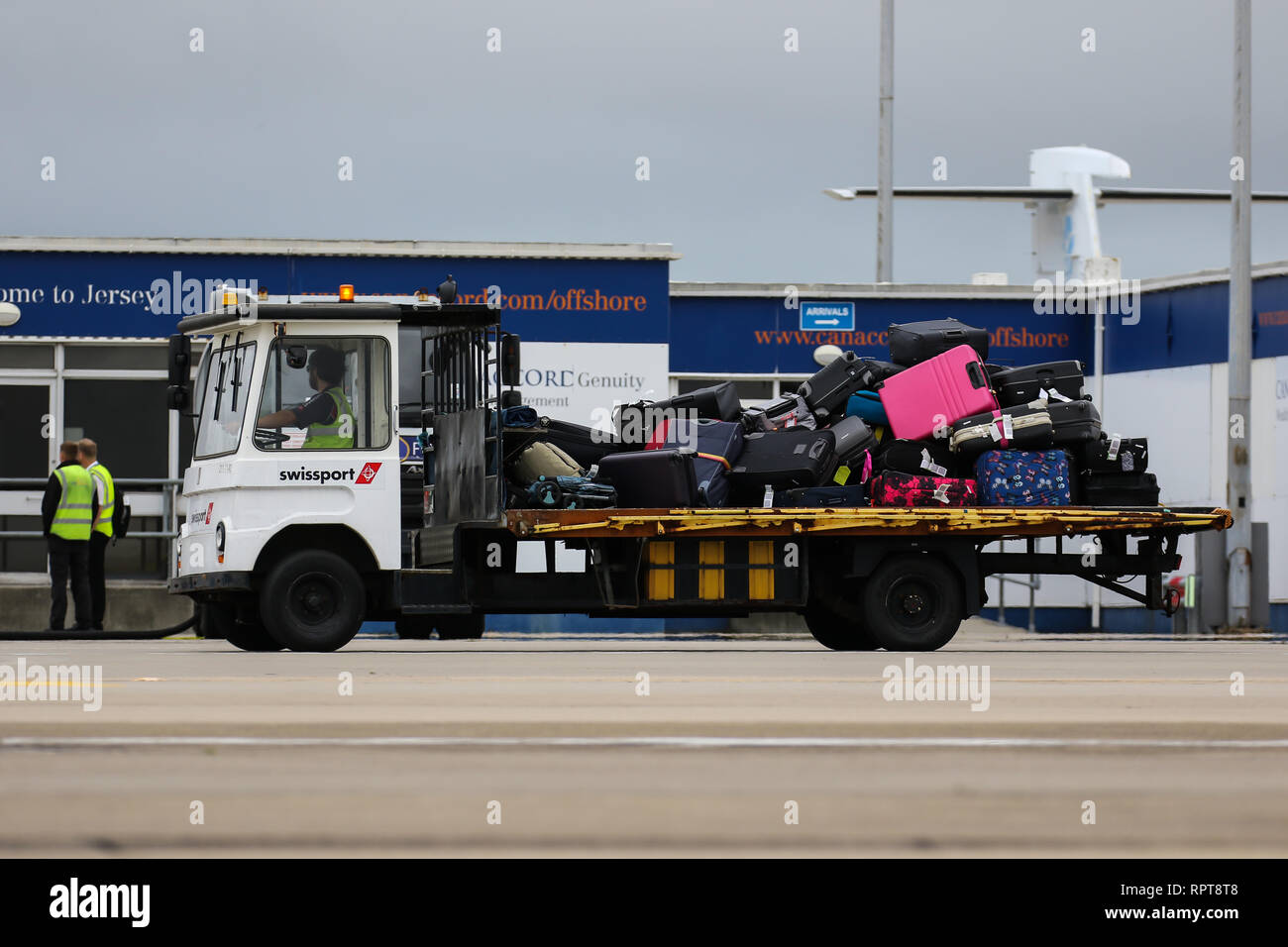 Swissport baggage handler hi-res stock photography and images - Alamy