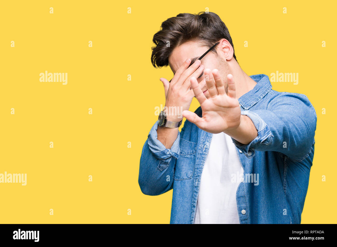 Embarrass embarrassed hi-res stock photography and images - Alamy