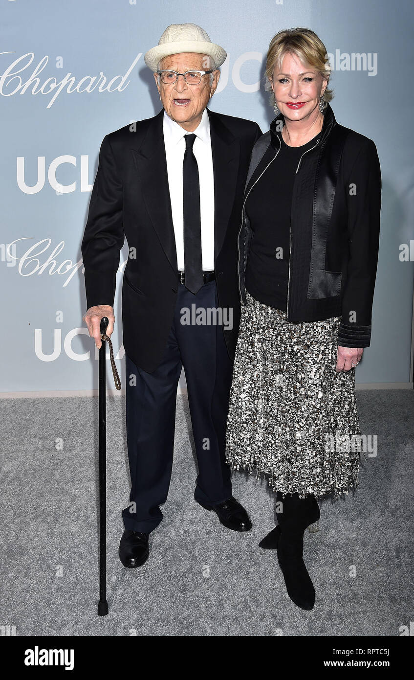 LOS ANGELES, CA - FEBRUARY 21: Norman Lear (L) and Lyn Lear arrive at ...