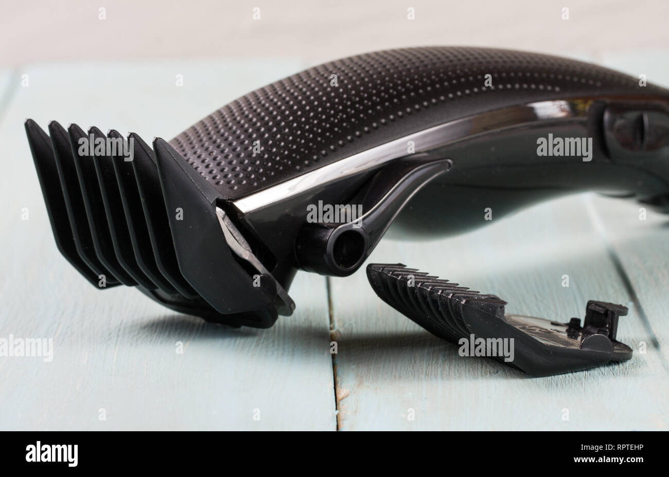Trimmer attachment hi-res stock photography and images - Alamy