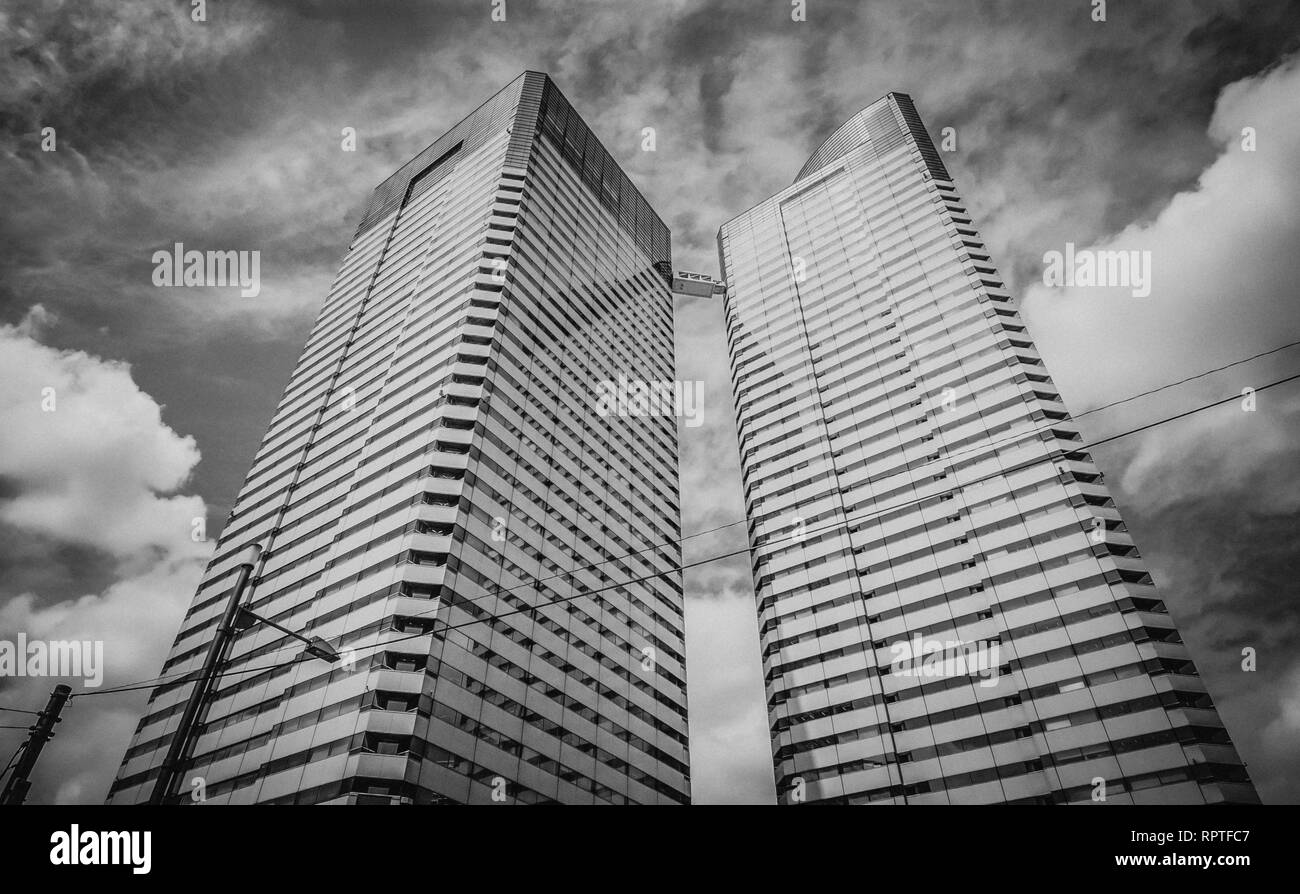 Sumitomo Corporation Buildings in Tokyo - TOKYO / JAPAN - JUNE 12, 2018 ...