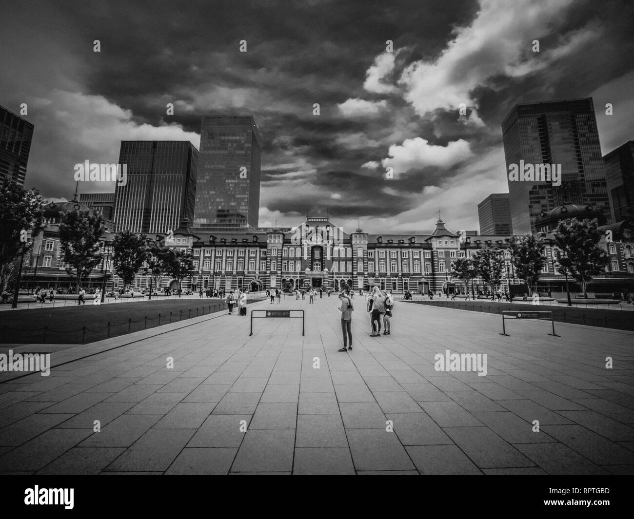 Tokyo Station - the huge central station in the city - TOKYO / JAPAN ...