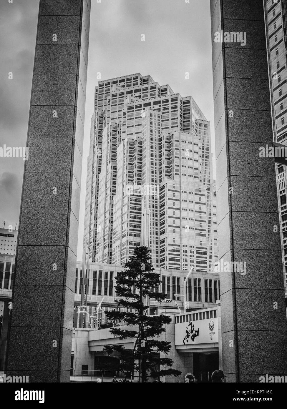 Tokyo metropolitan government building Black and White Stock Photos ...