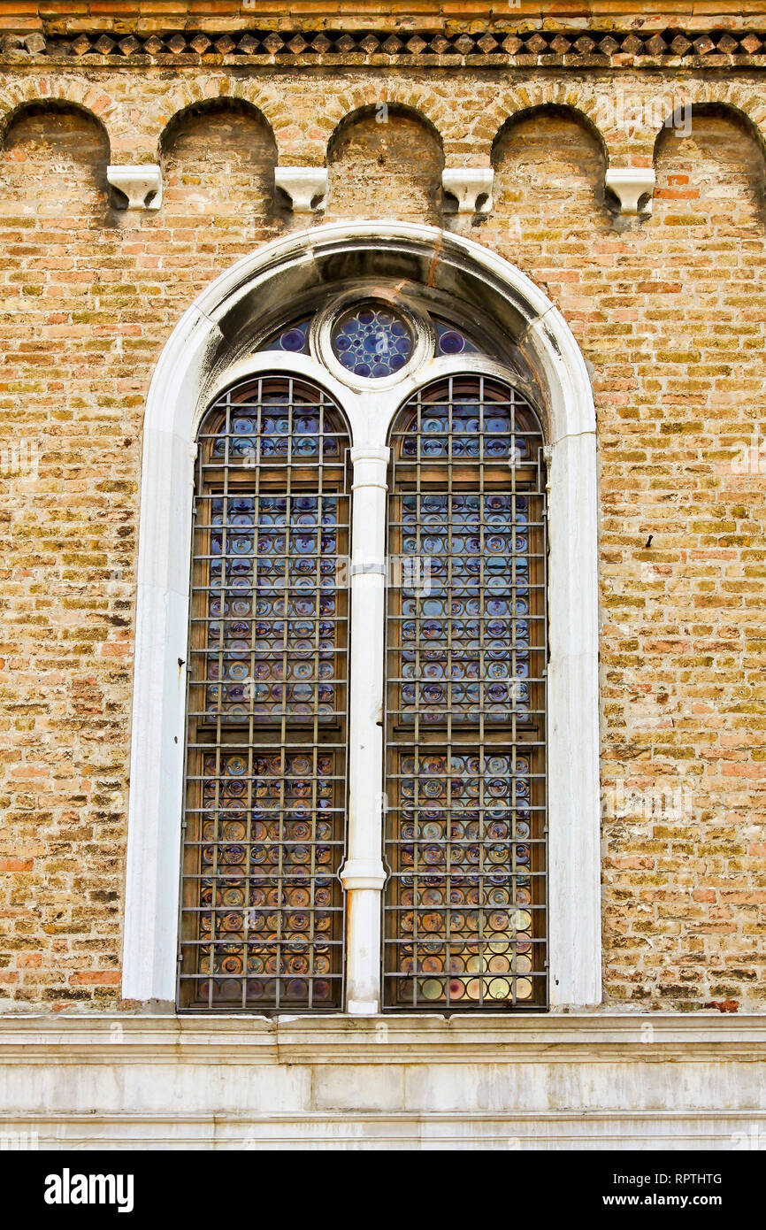 Image of the exterior of Catholic church Stock Photo - Alamy