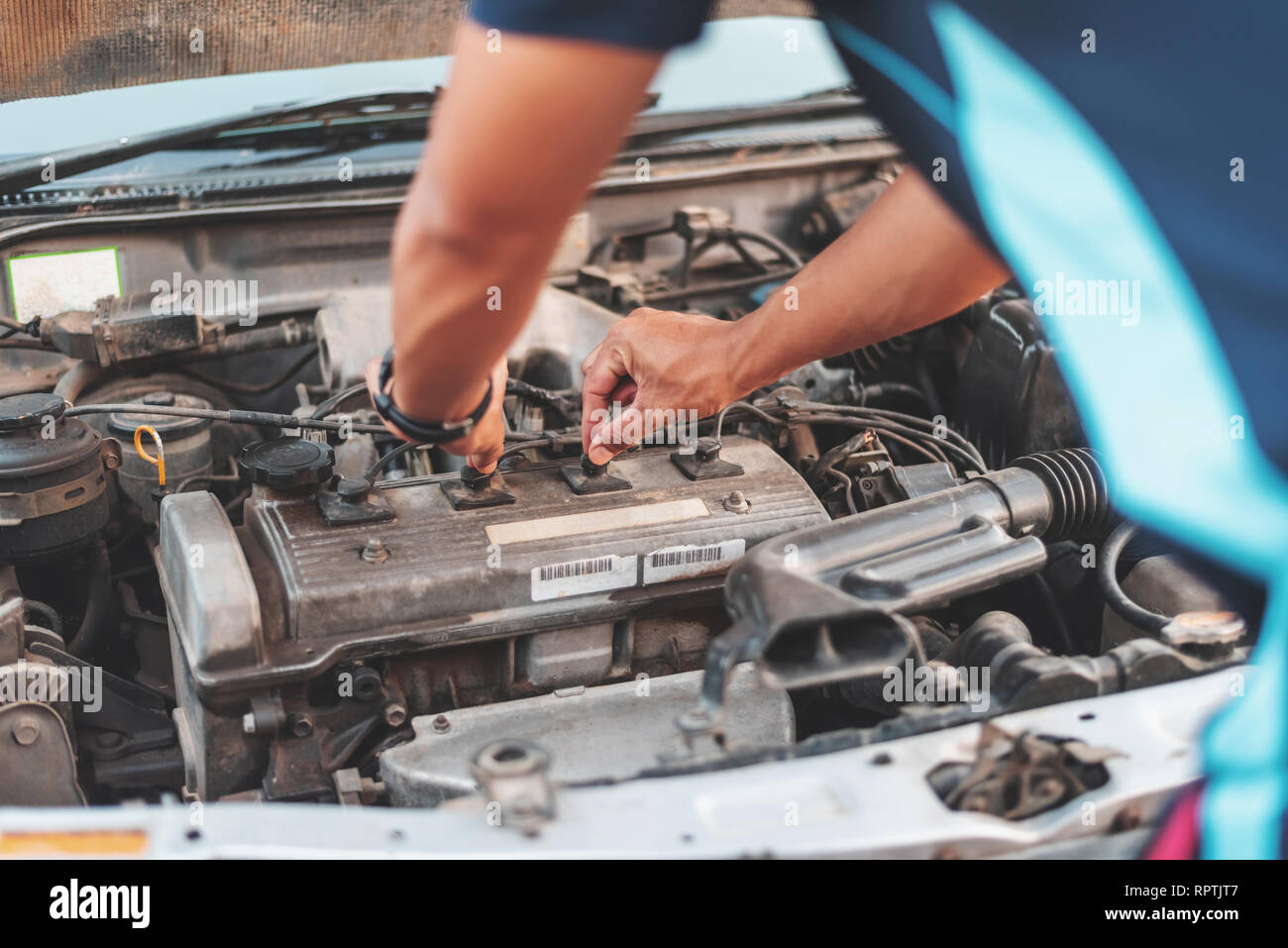 Old car repair concept Stock Photo - Alamy