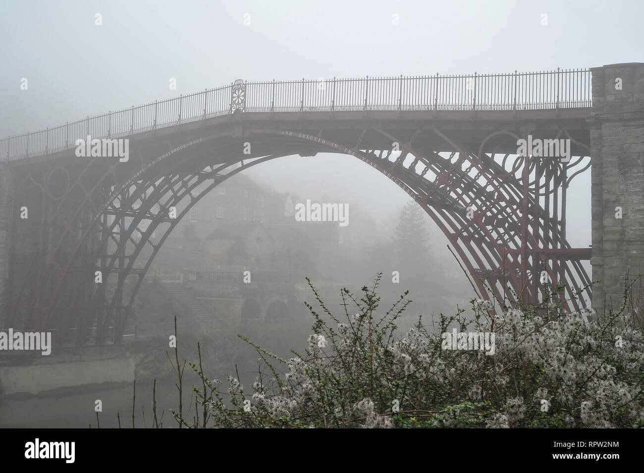 Opened 1781 iron bridge on hi-res stock photography and images - Alamy