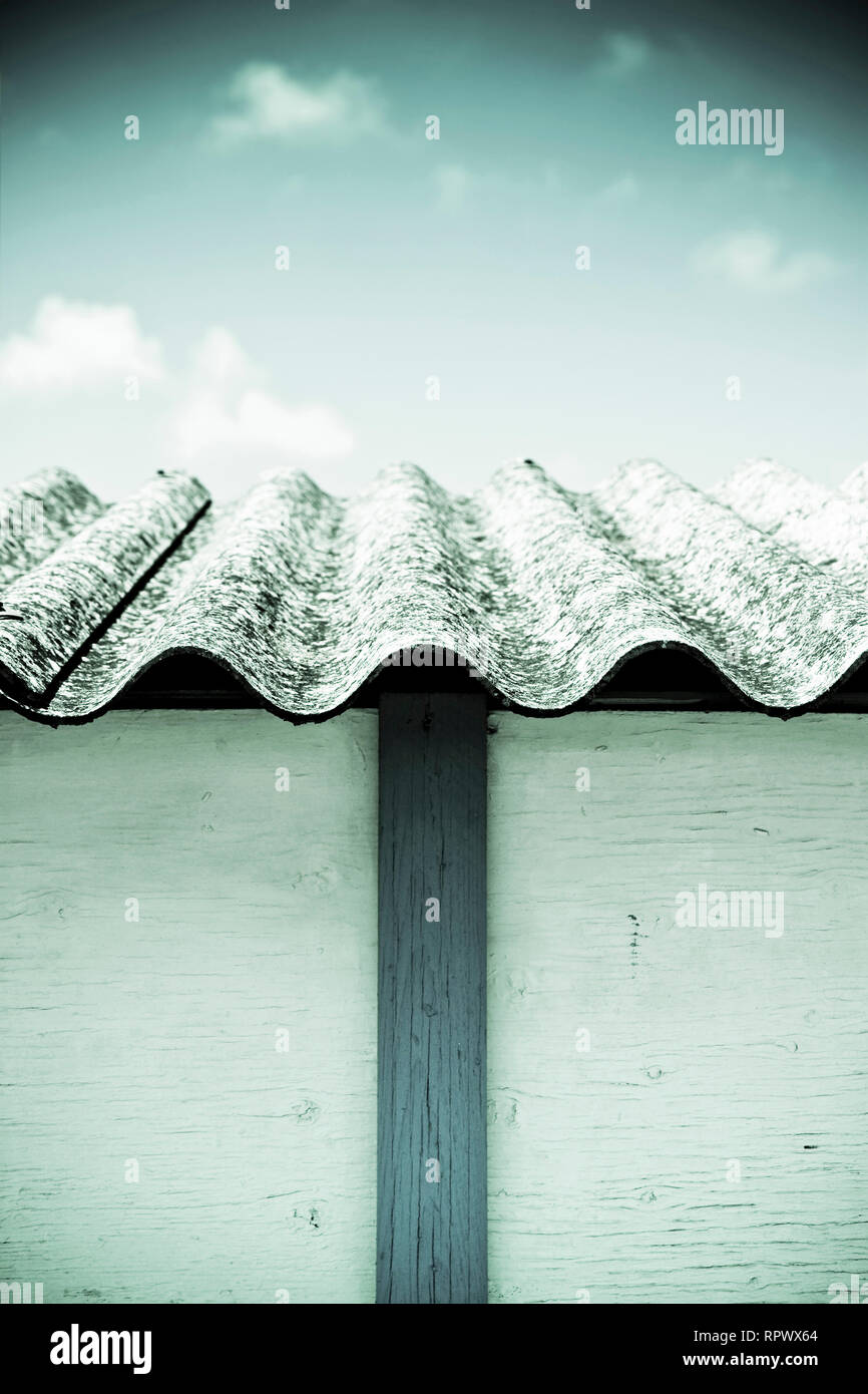 Dangerous asbestos roof - one of the most dangerous materials in the ...