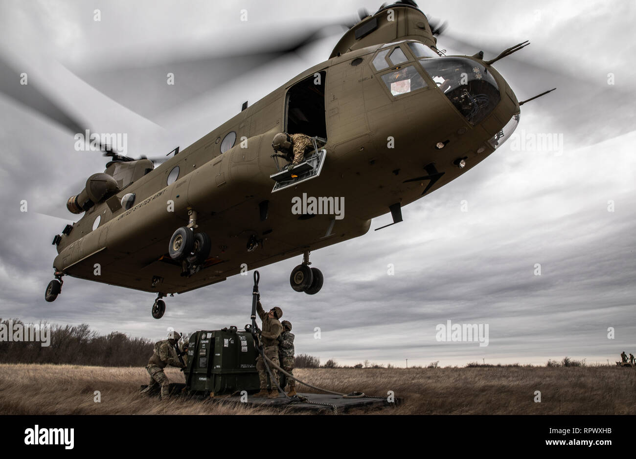 Soldiers from the 2nd Armored Brigade Combat Team, 1st Cavalry Division conduct sling load ...