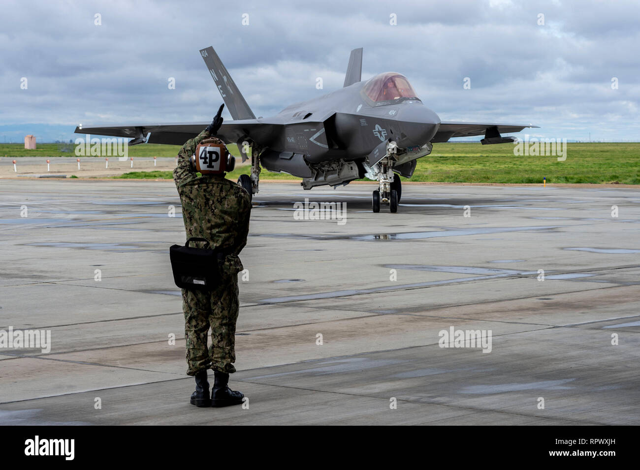 Naval air station lemoore hi-res stock photography and images - Alamy