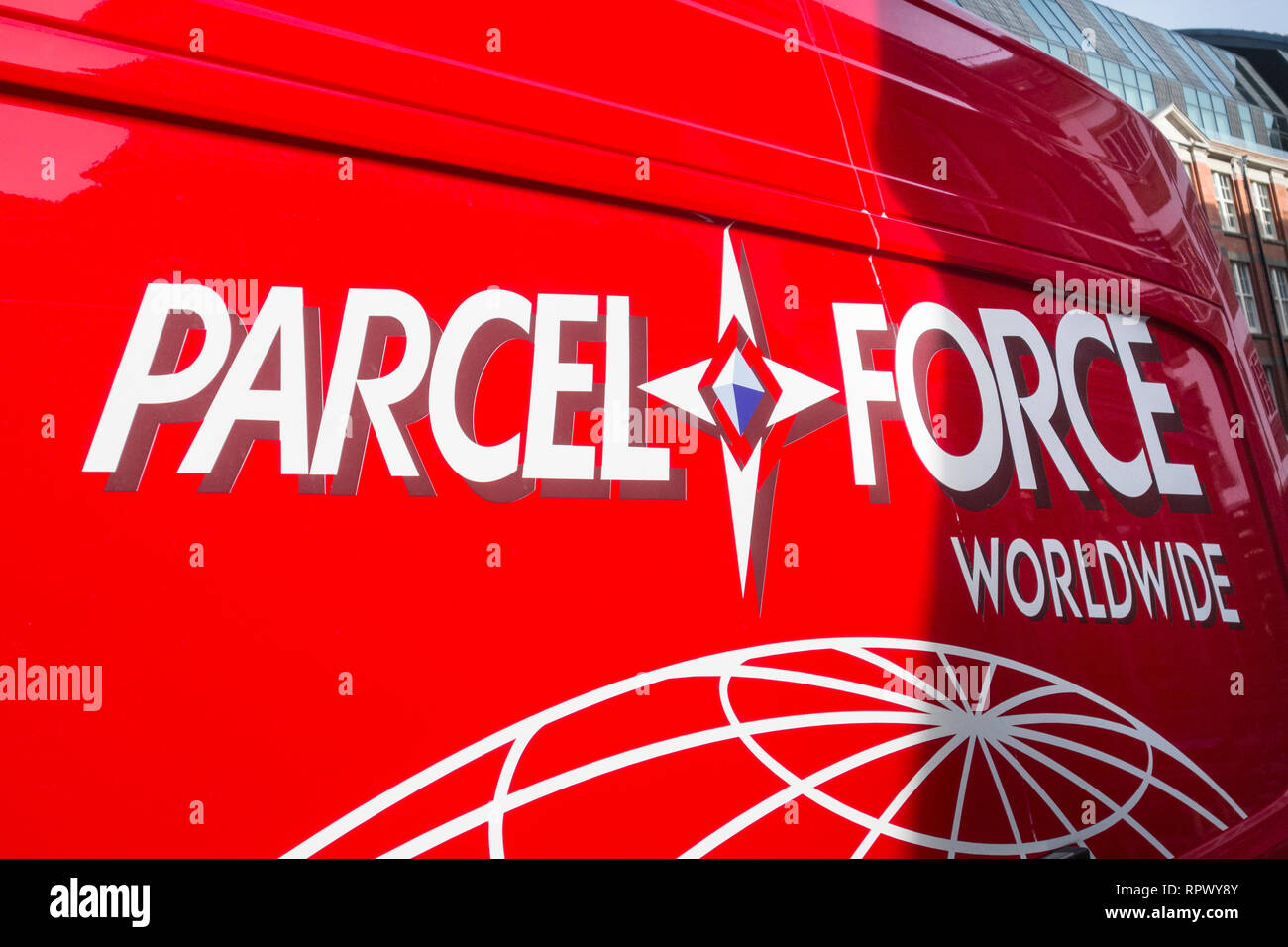 International parcel hi-res stock photography and images - Alamy