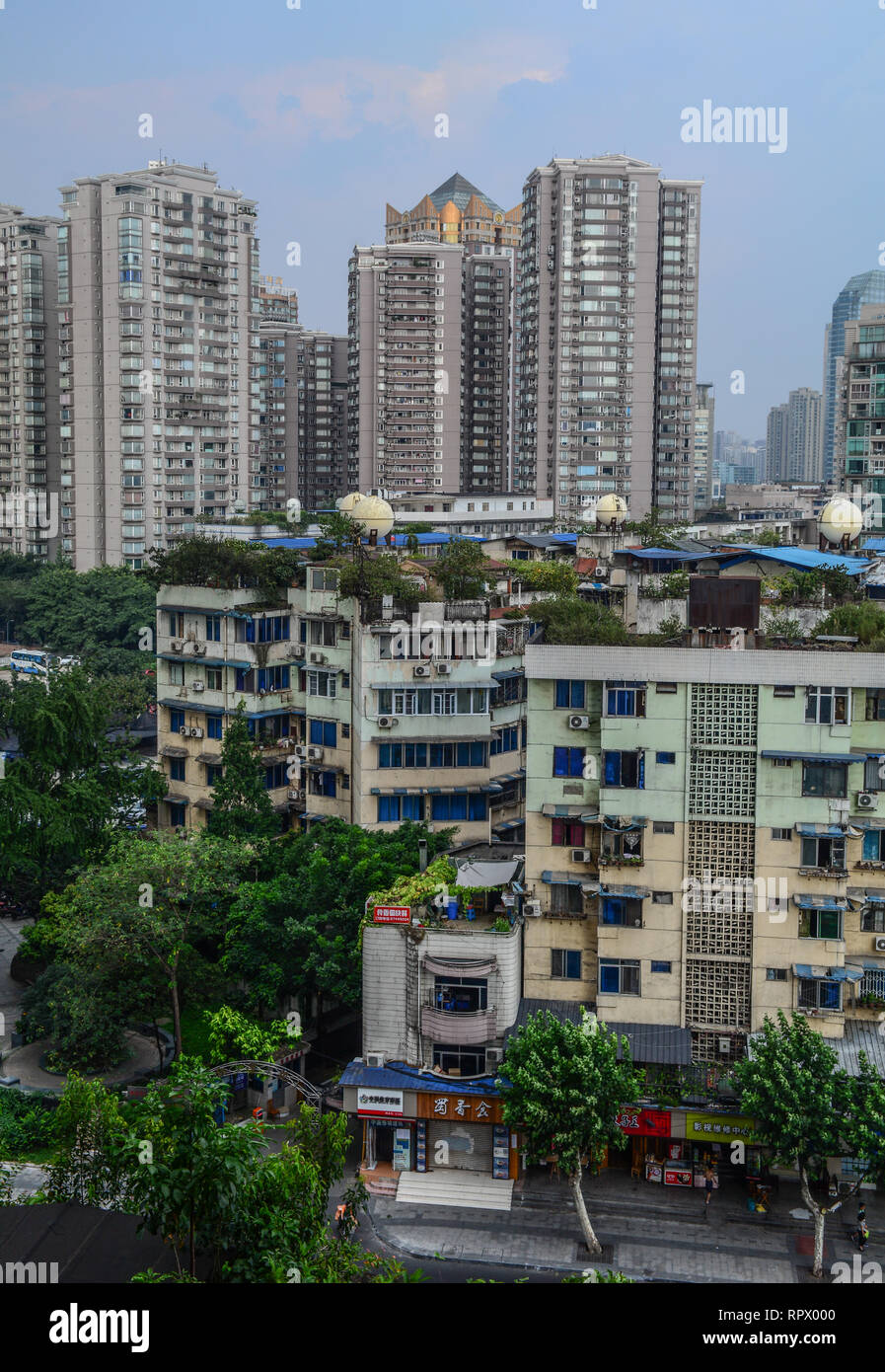 Chengdu commercial buildings hi-res stock photography and images - Alamy