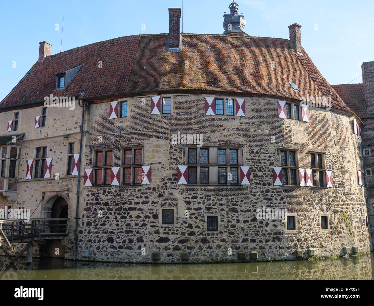 vischering castle in germany Stock Photo - Alamy