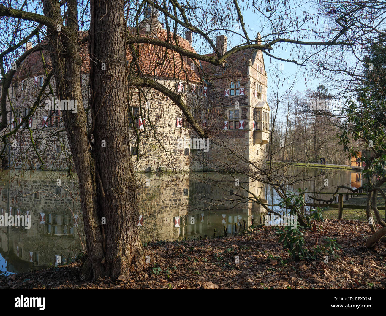vischering castle in germany Stock Photo - Alamy