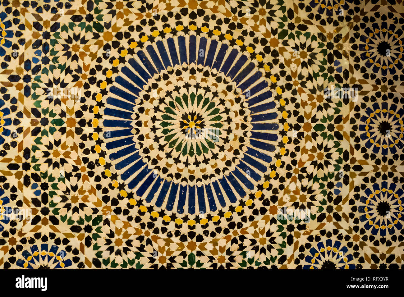 Moroccan ceiling tiles hi-res stock photography and images - Alamy