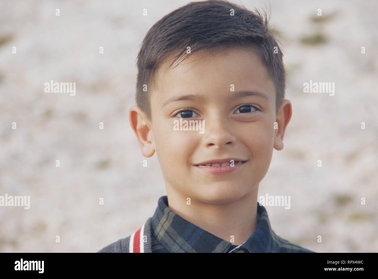 Boy smiling hispanic hi-res stock photography and images - Alamy