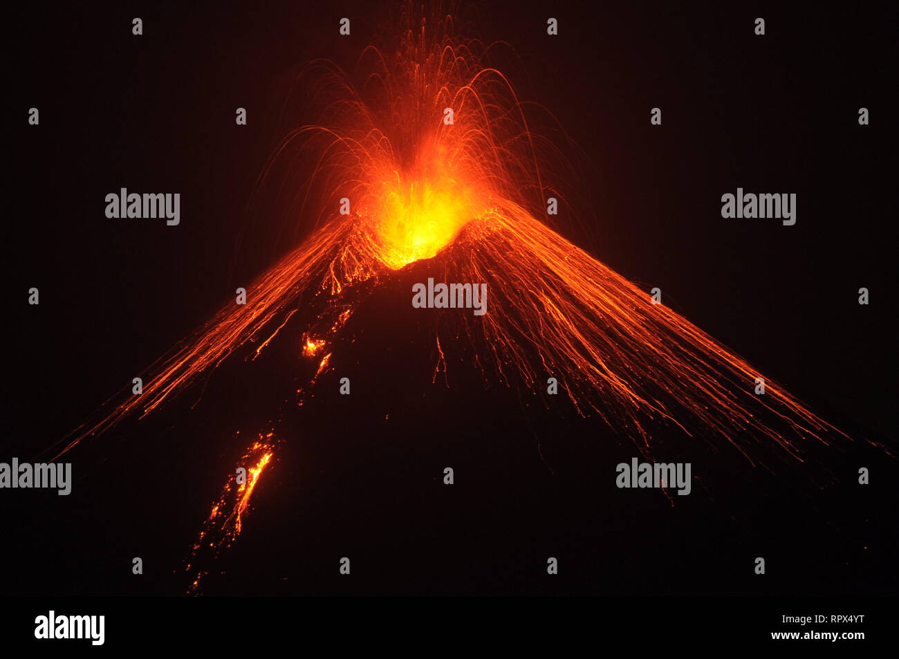 Krakatoa volcano hi-res stock photography and images - Alamy