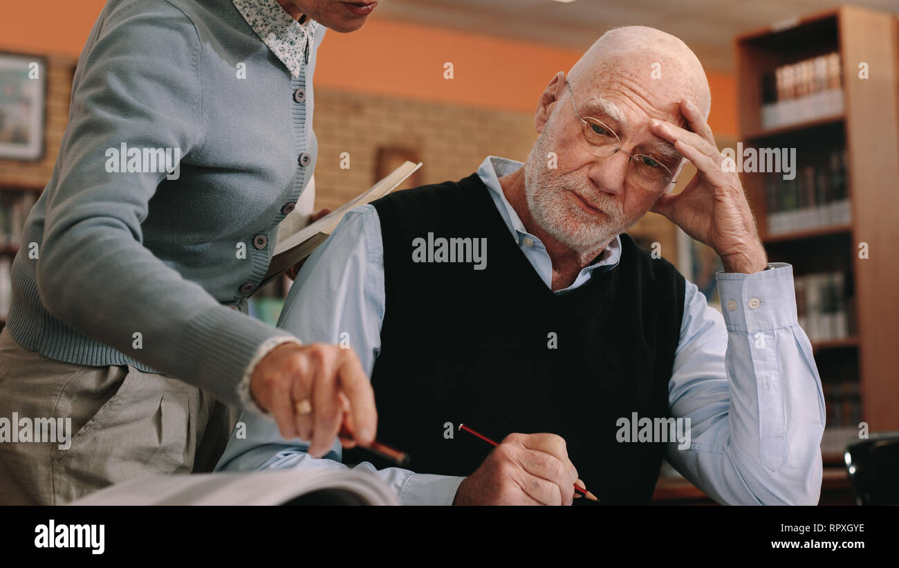 Elderly student classroom hi-res stock photography and images - Alamy