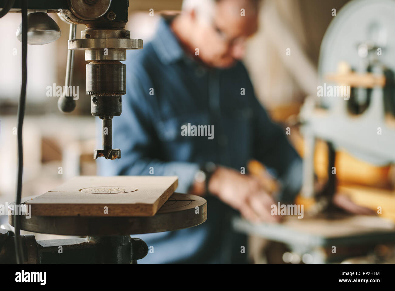 Carpentry workshop hi-res stock photography and images - Alamy