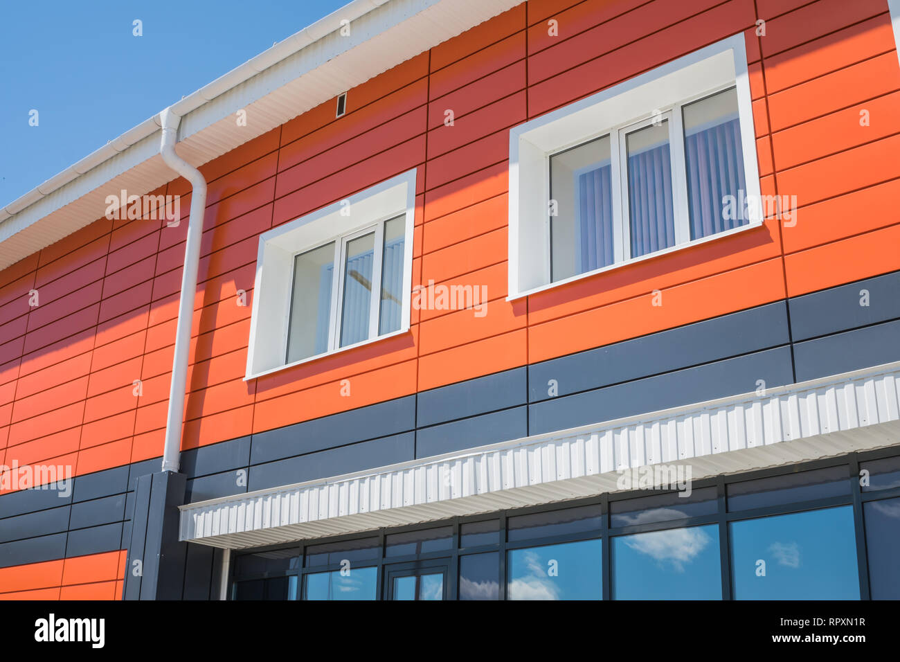 Modernized housing hi-res stock photography and images - Alamy