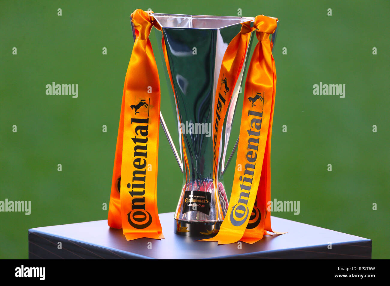 Women's league cup trophy hi-res stock photography and images - Alamy