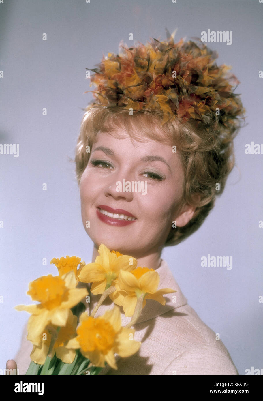 Film fernsehen portrait 60er hi-res stock photography and images - Alamy