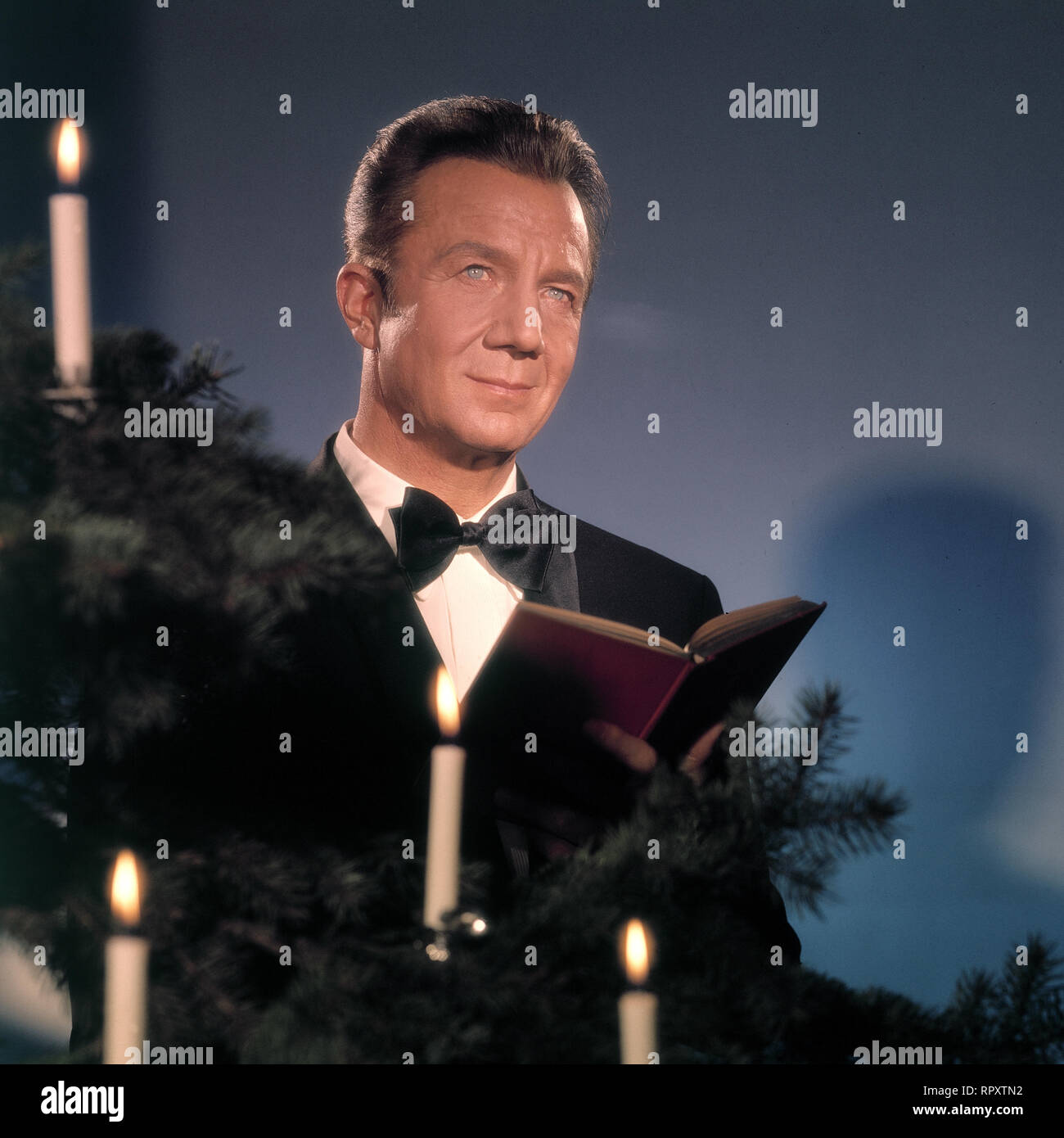 Tenor RUDOLF SCHOCK, 60er Jahre. kpa/Grimm Stock Photo - Alamy