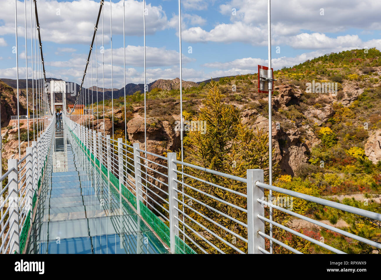 Glass bridge china hi-res stock photography and images - Alamy