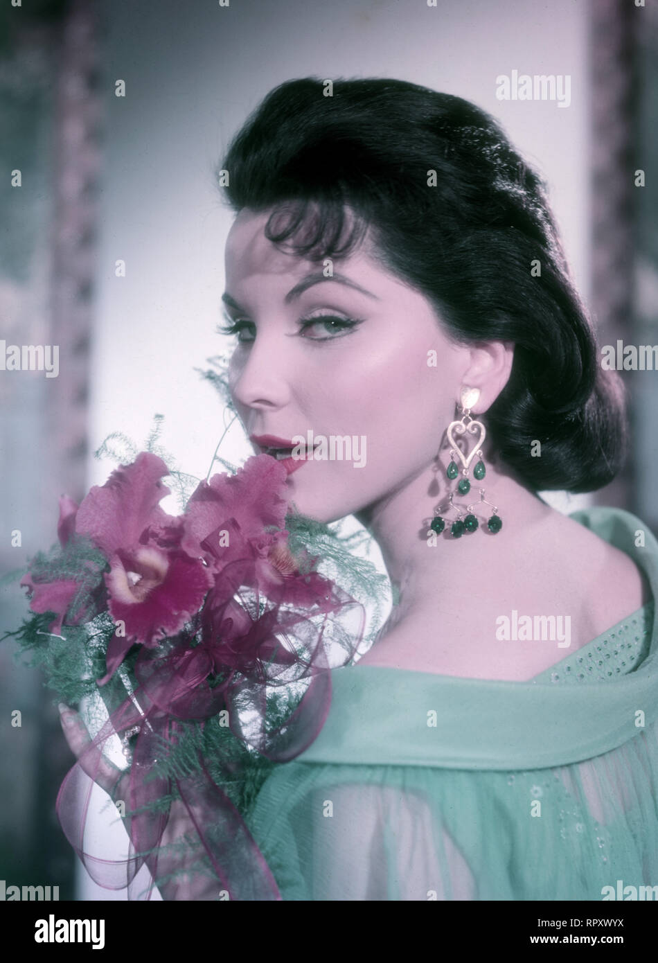 Debra paget hi-res stock photography and images - Alamy