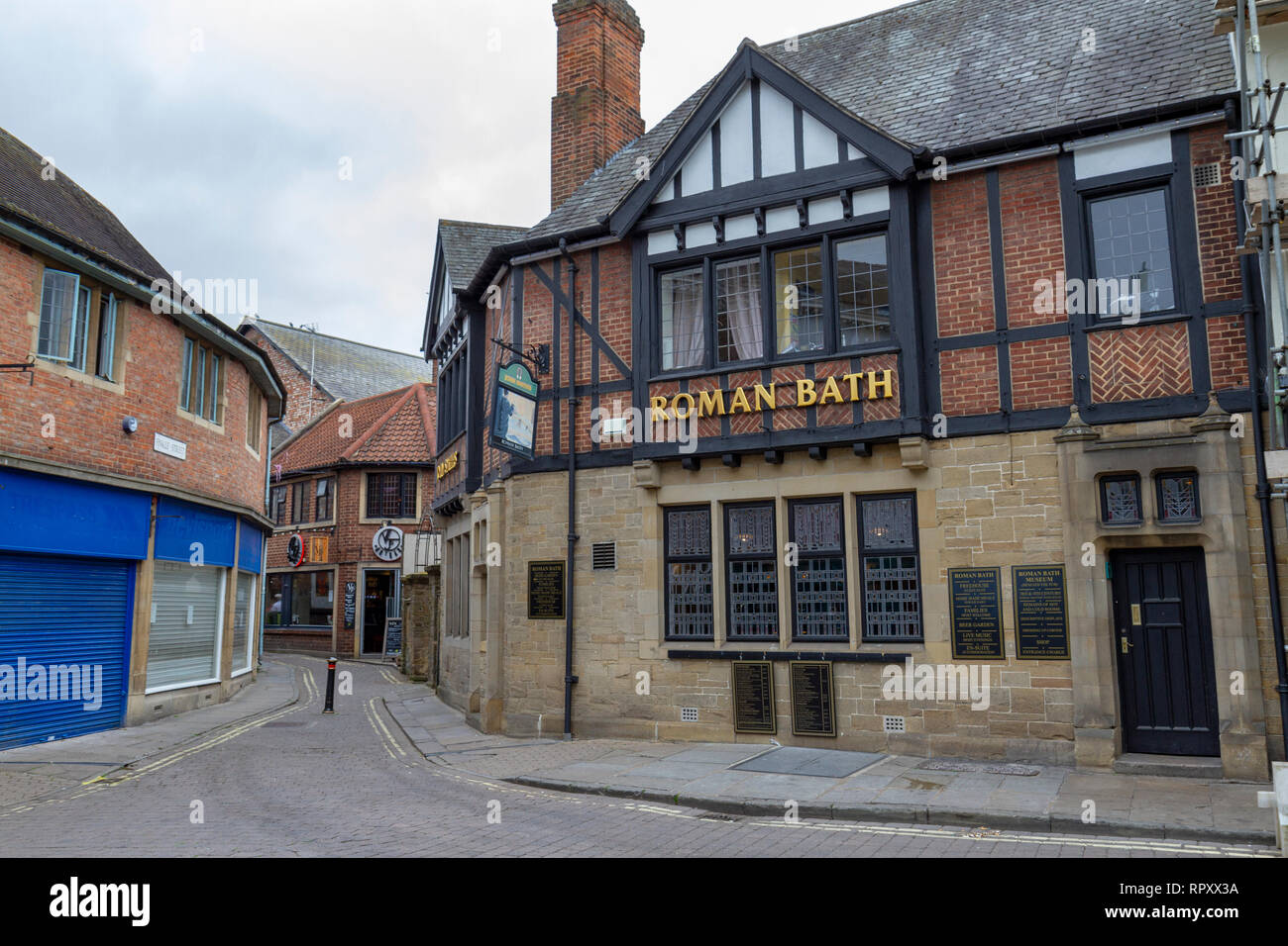 Roman public bath hi-res stock photography and images - Alamy