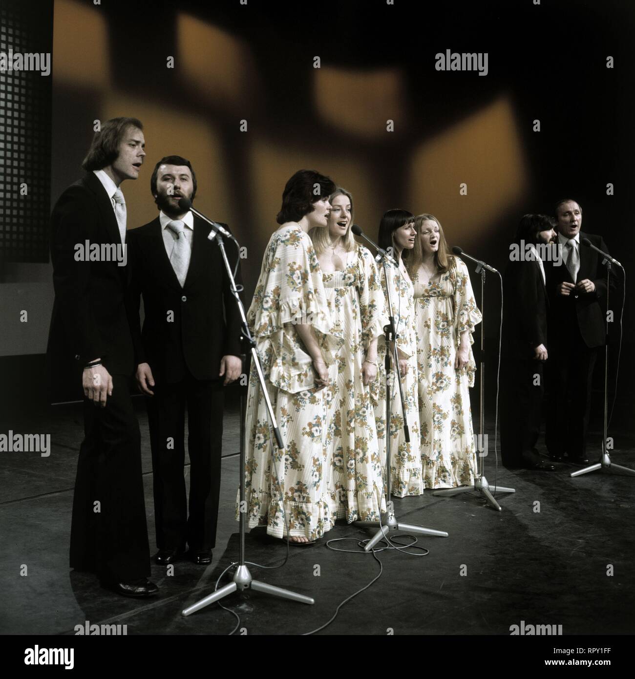 Swingle singers ii 1976 hi-res stock photography and images - Alamy