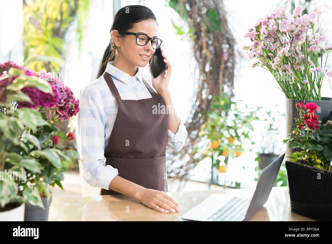 Confident Assistant High Resolution Stock Photography and Images - Alamy