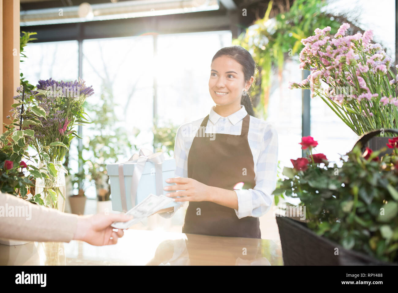 Selling gift hi-res stock photography and images - Alamy